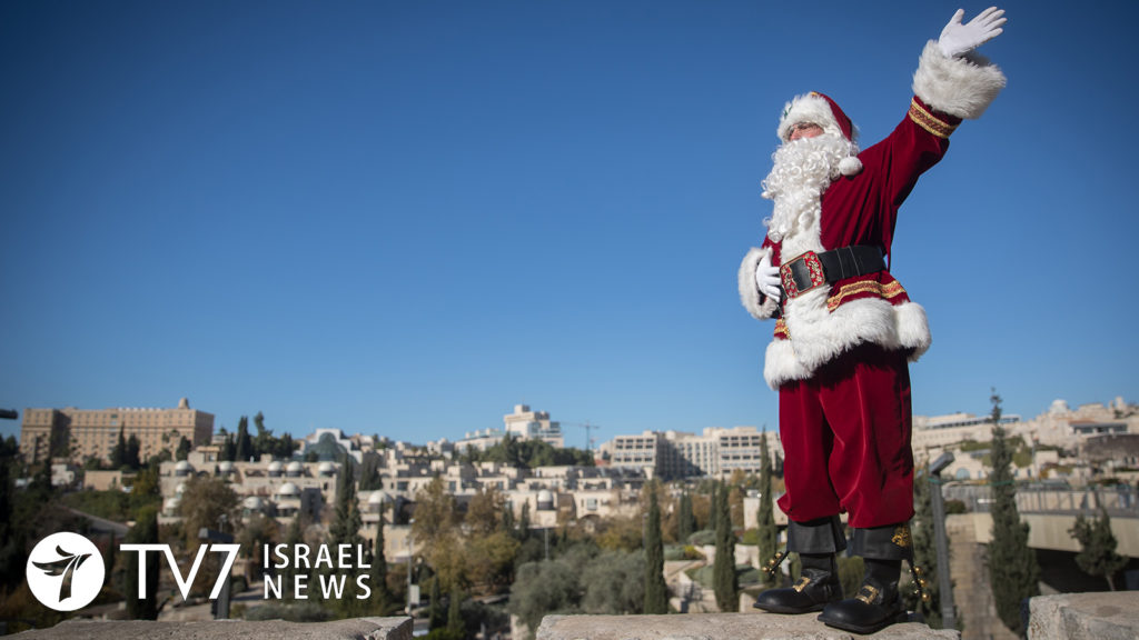 Thousands celebrate Christmas in Holy Land - TV7 Israel News